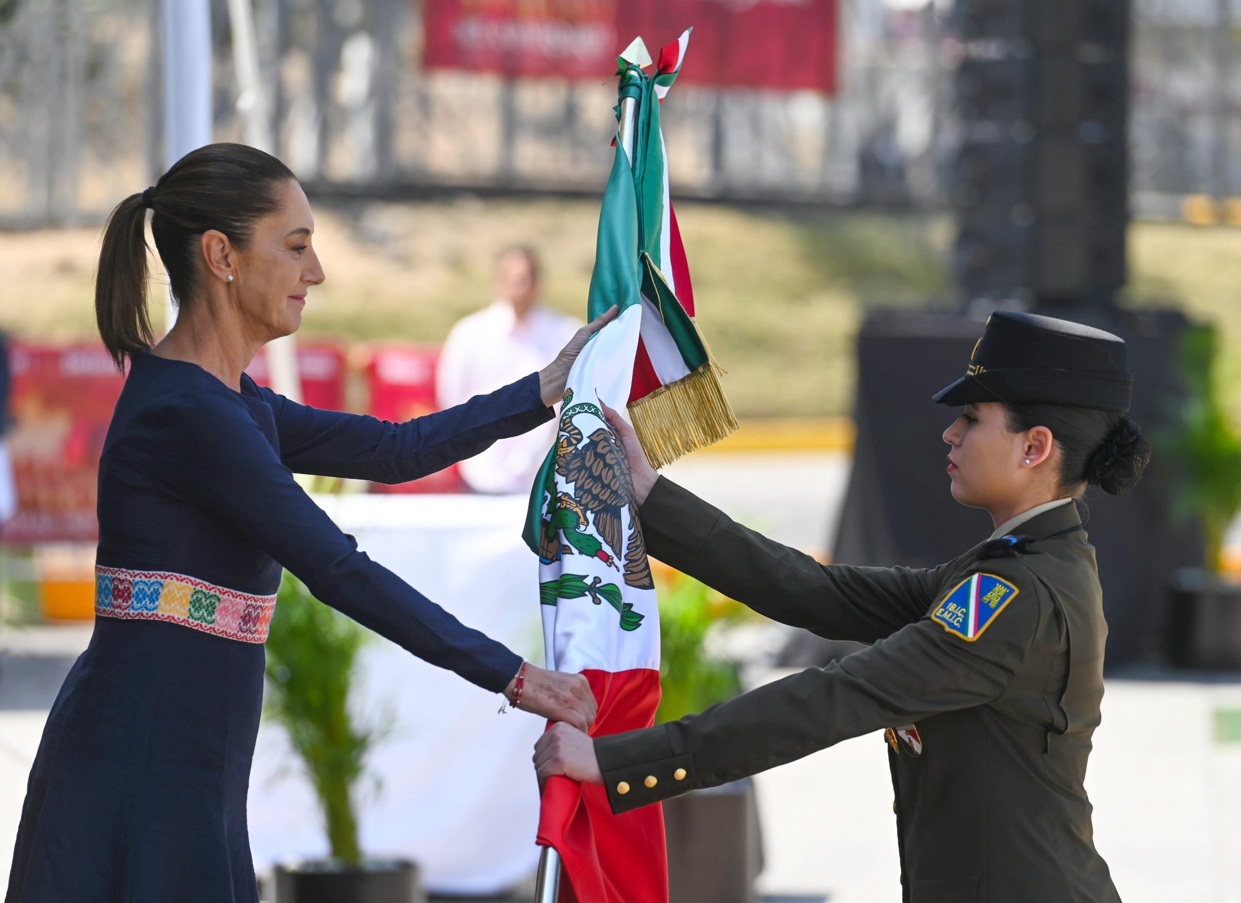 CONMEMORACIÓN DEL 163 ANIVERSARIO DE LA BATALLA DE PUEBLA DEL 5 DE MAYO ...